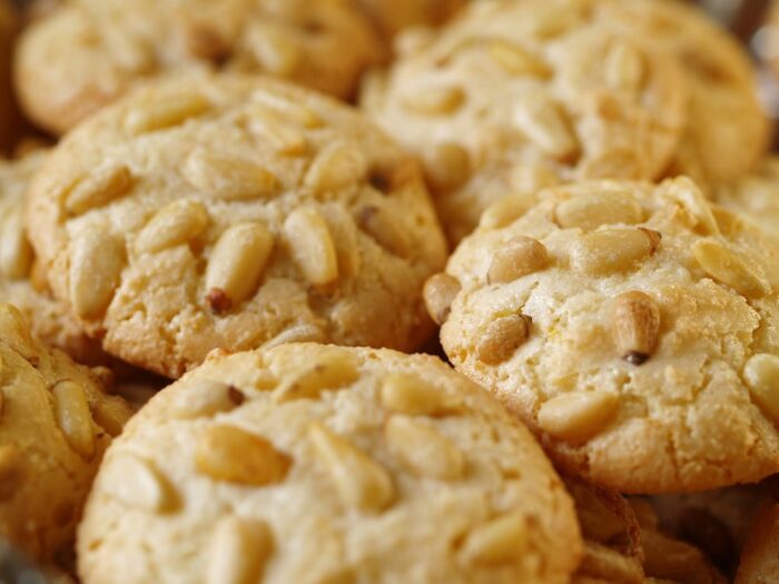 Pinole Cookies - TCM World
